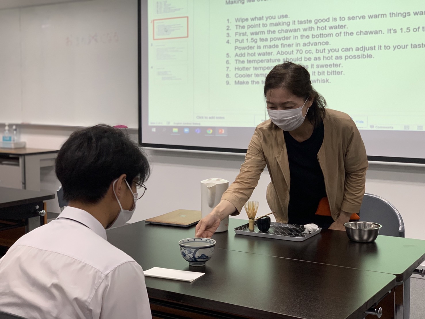 Japanese Tea Ceremony Demonstrated by Yoko-sensei ? 一期一会 🍵🌸 – Thai ...